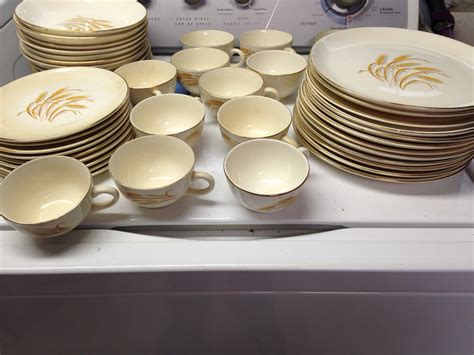 Golden Wheat Made In Usa 22k Gold Oven Proof Di Value And Appraisal