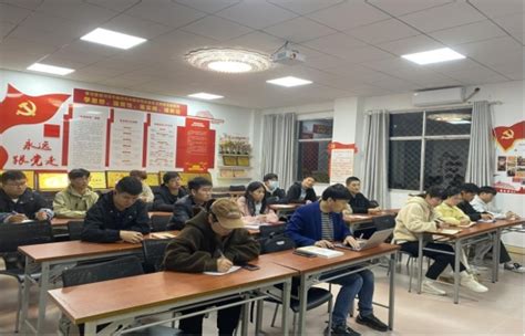 点亮职业未来，规划成就梦想！智能制造与能源工程学院召开大学生职业生涯规划宣传动员大会