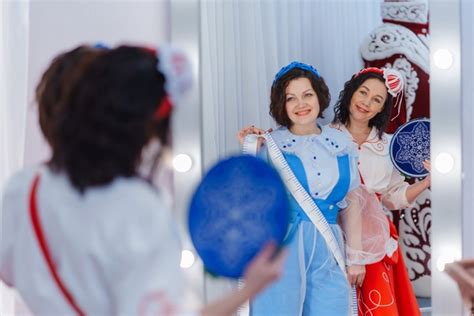 Милые мои внученьки мамы бабушки дочки примите мои волшебные поздравления с самым красивым