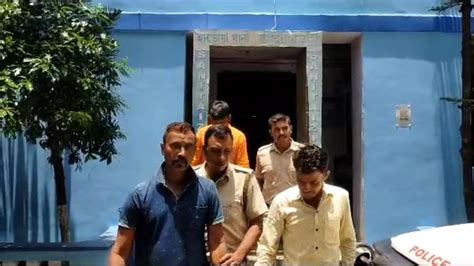 North 24 Parganas News ভুয়ো পুলিশ পরিচয় দিয়ে ভয়ানক কাণ্ড তিন যুবকের রাজারহাট থেকে গ্রেফতার