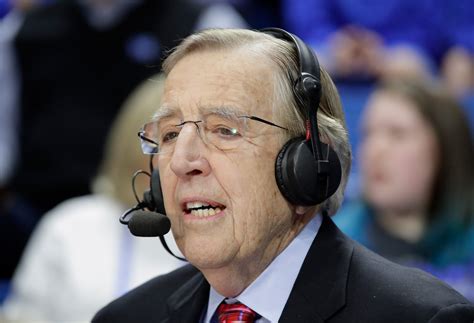 Brent Musburger Mocks Elizabeth Warrens Heritage Newsweek