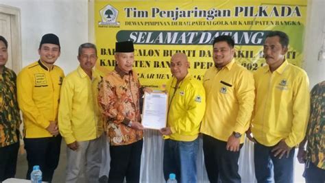 Ambil Formulir Daftar Pilkada Bangka Rendra Basri Tegaskan Ikut Keputusan Dpp Golkar