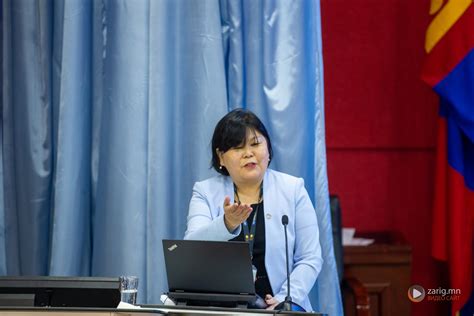 “Гэр бүлийн хүчирхийлэлтэй тэмцэхэд олон талт хамтын ажиллагаа” үндэсний Iv чуулган үргэлжилж байна