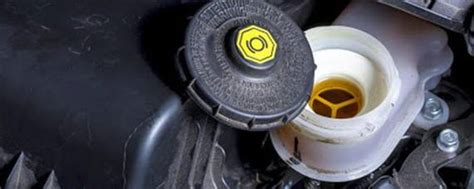 奔驰多久换一次刹车油 汽车 新车 用车 养车 车主 汽车其他 汽车使用 有驾