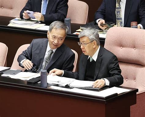 陳建仁赴立院專案報告高端案（2）圖 中央通訊社 Line Today