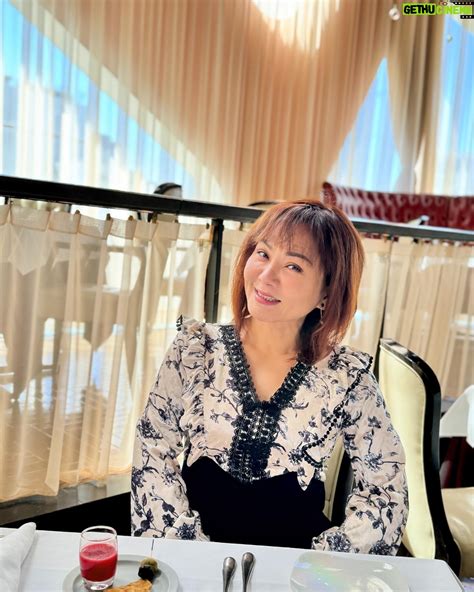 Yi Ling Wang Wiki Biography Age Gallery Spouse And More