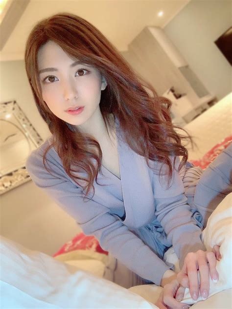 Ng M Nh N Aika Yamagishi M Nh N C M Nh Danh Suzy Nh T B N Otakugo