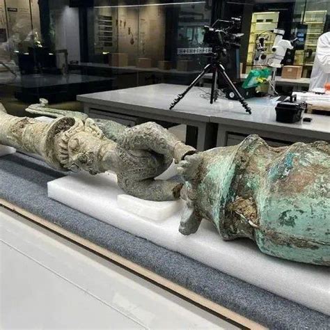 重大发现时隔36年TA竟然脱单了 三星堆 人像 器物