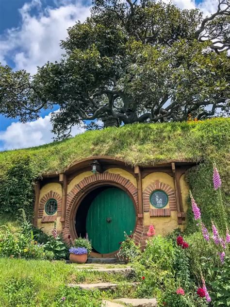 Visiting The Stunning Hobbiton Movie Set In New Zealand Artofit