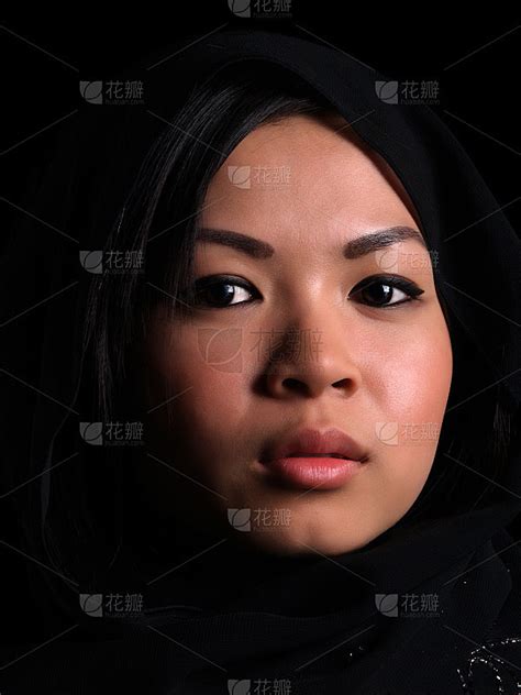 漂亮的亚洲女孩