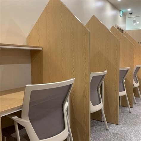 높은칸막이스터디카페책상 주주 스터디카페책상 인테리어