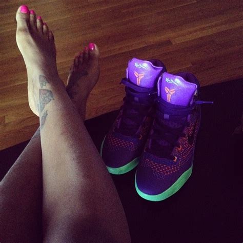 Fantasia Barrino Feet