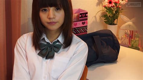 ちょっと！早くしめて下さい！！」浴室の扉をあけたら入浴中の女の子に遭遇して無垢なカラダに勃起を抑えら 266278 人気av女優観察日記 無料アダルト動画大全集