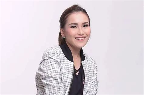 Lirik Lagu Tatitut Ayu Ting Ting Lagi Viral Di Tiktok Sonoraid