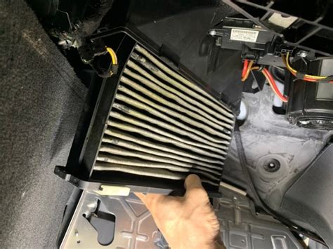 벤츠 에어컨필터실내항균필터 교체하는 방법 네이버 블로그 벤츠 에어컨필터실내항균필터 교체하는 방법 네이버 블로그