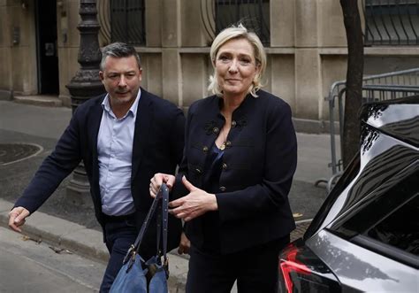 Macron Quiere Forzar Una Coalición Para Derrotar A La Extrema Derecha