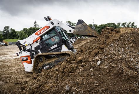 Bobcat T86 Loader LECTURA Press