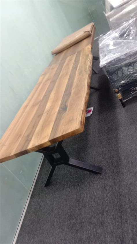 Solid Wod Dining Table High Quality For Sell Ruae