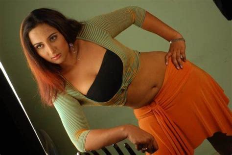Hot And Romantic Actress Masala Actress Vinitha Reddy Hot Stills