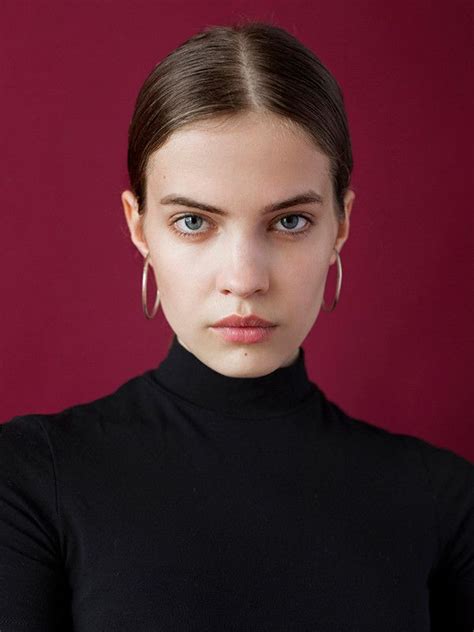 Model Emilia Mmg Models