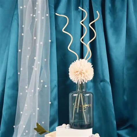 Luxury Home Use Glass Bottle Reed Diffuser Sticks With Flower And