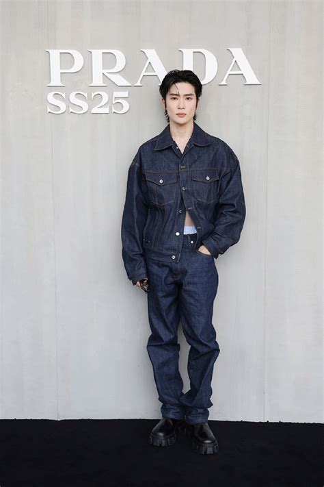 변우석x재현x사나 밀라노 밤 함께…프라다 패션쇼 참석