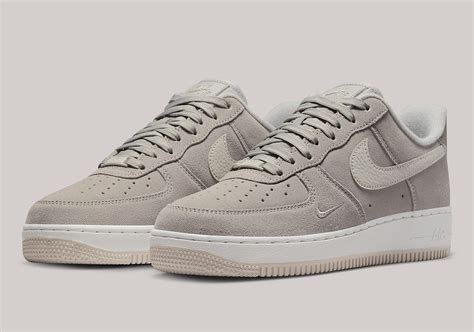 Nike Air Force 1 Premium Grey Suede Fb8826 001