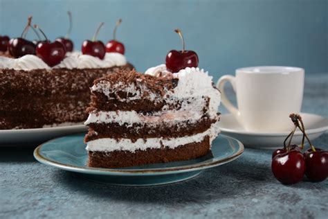 Що приготувати з готового листкового тіста 20 простих рецептів ідеї швидкого перекусу — Шуба