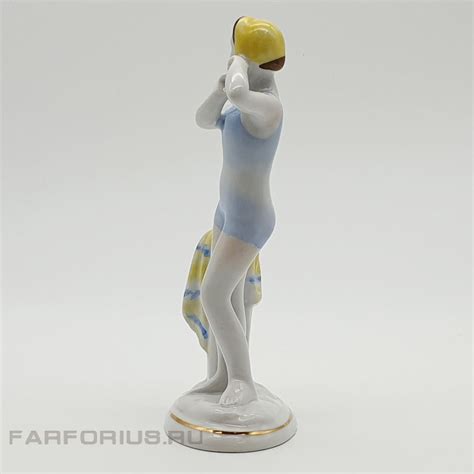 Статуэтка Юная купальщица Юная пловчиха Фарфоровые статуэтки 1960 годов