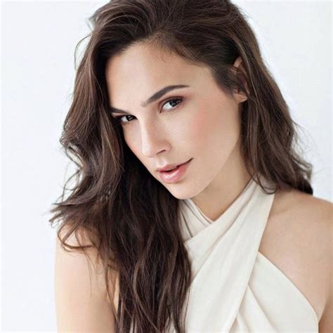 42 Of The Hottest Gal Gadot Pictures Youll Find On The Internet