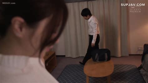 526 When I Took Care Of Miu Sensei Who Had Collapsed And Sent Her Home I Was A Monster Of