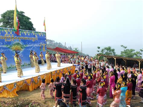 မက်မန်းမြို့၌ ၁၃၈၅ ခုနှစ် မြန်မာ့ရိုးရာယဉ်ကျေးမှုမဟာသင်္ကြန်ပွဲတော် စည်ကားသိုက်မြိုက်စွာ ဖွင့