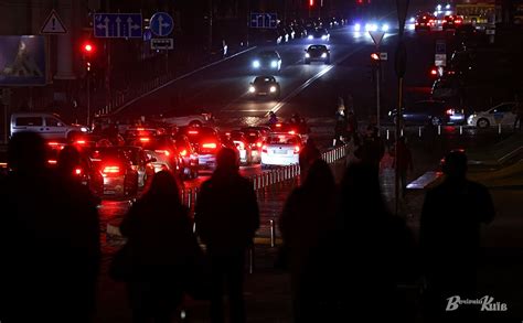 Київ повертається до планових відключень світла — Кличко Вечірній Київ