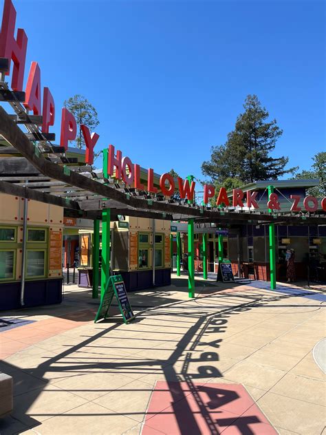Lots Of Families At Happy Hollow Today Riding Pacific Fruit Express