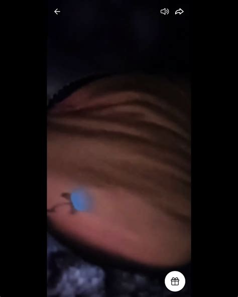 Singh Neha Singh Tango Model Aunty In Naughty Fingering Showing Part