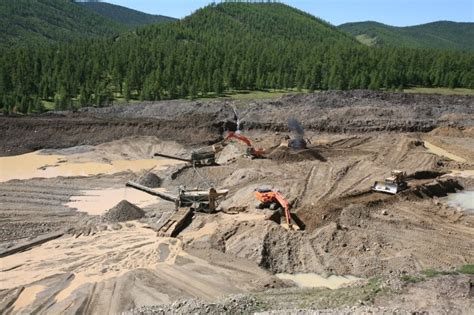 Монгол Улсын байгаль орчинд ээлтэй уул уурхай төсөл ирэх нэгдүгээр сард эхэлнэ