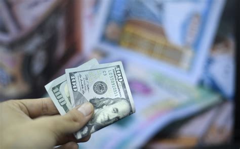 Улс орнуудын үндэсний валют долларын эсрэг ингэж суларчээ