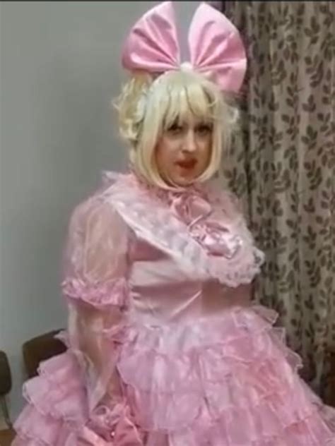 Daisey Sissy Manor