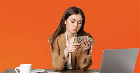 6 Signs To Adopt An Automated Expense Management System