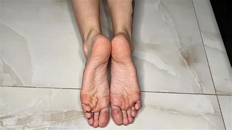 My Pretty Soles In This Position Sole Scrunching And Toe Wiggling Juliadomaina Clips4sale