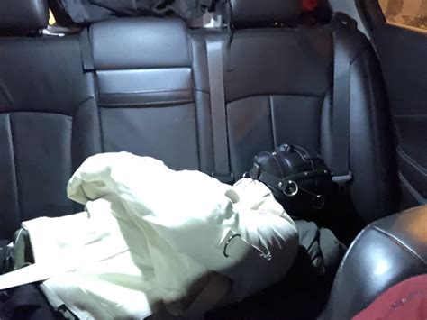污小白 on Twitter 小朋友 呜呜呜呜呜呜 我 别怕我带你去个好地方 小朋友呜 呜呜呜呜