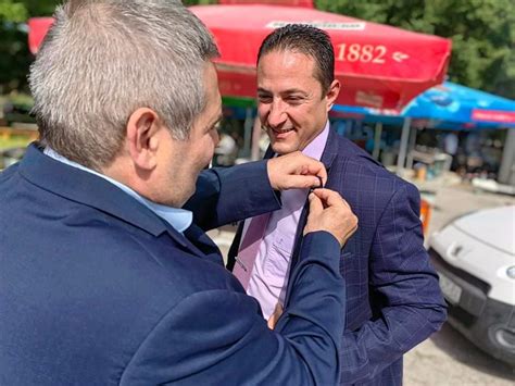 Окичиха областния на Перник Кирил Стоев