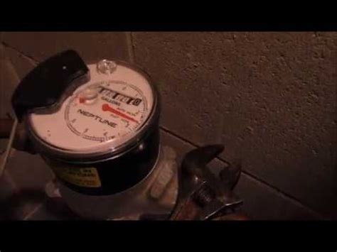Emergency Water Shut Off Water Meter Valve How To Turn Off Water In House Youtube