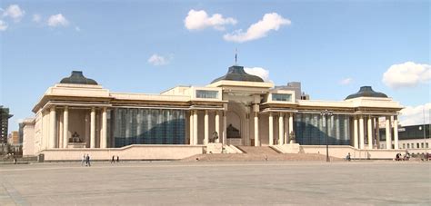 2025 оны улсын төсөвт ерөнхийлөгч хориг тавьж шинэ Их Хурлын бүрэлдэхүүн баталсан төсвөө эргэн