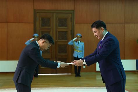 БНСУ ын шинэ Элчин сайд Визний нөхцөлийг хөнгөвчлөхөд онцгой анхаарна