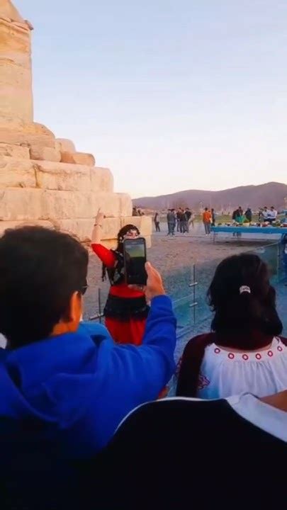 دختر توجلوی مقبره کوروش چی کررررردی؟؟؟؟ Youtube