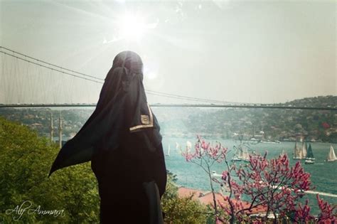 Каждый брат хочет чтобы уважали его сестру Каждый сын хочет чтобы уважали его маму Каждая