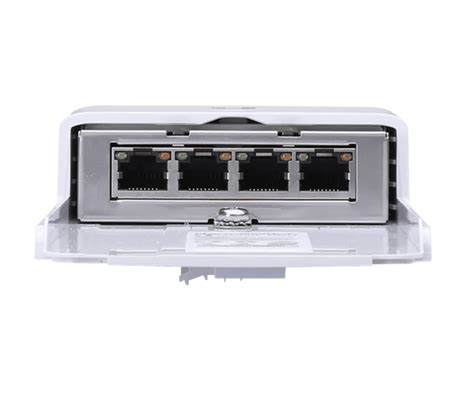 Ubiquiti Nanoswitch Outdoor 4 Port 24v Passive Poe Powered Network Switch Connectec Uk