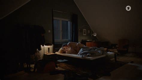 nude video celebs laura tonke nude bist du glucklich 2018