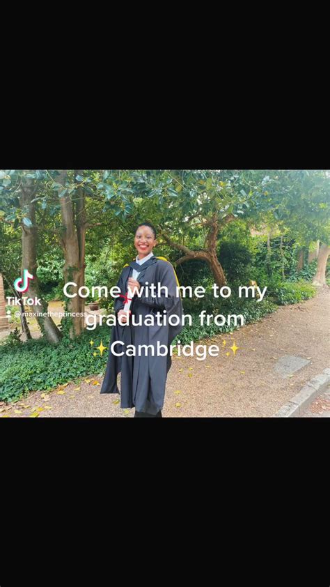 Auntie Maxine On Twitter 🎓👩🏾‍🎓 ️🥰😂 Dvtaoytym8 Twitter